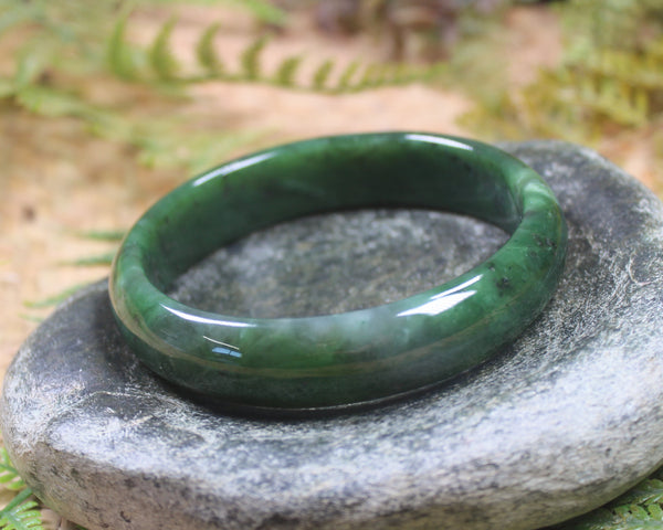 NZ Greenstone Bangle 64mm (BA150) Hapopo Pounamu – Greenstone Shop