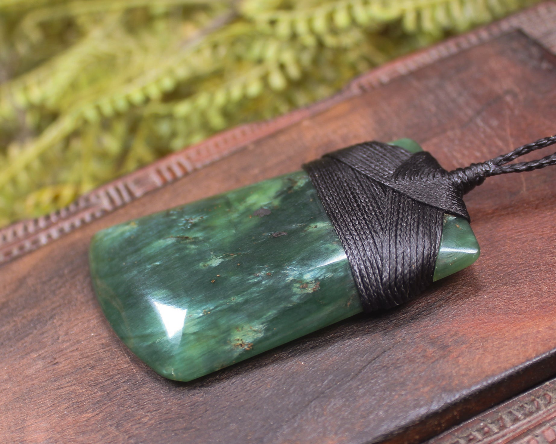 NZ Greenstone Medium Toki Pendant (BN259) Tangiwai Pounamu – Greenstone ...
