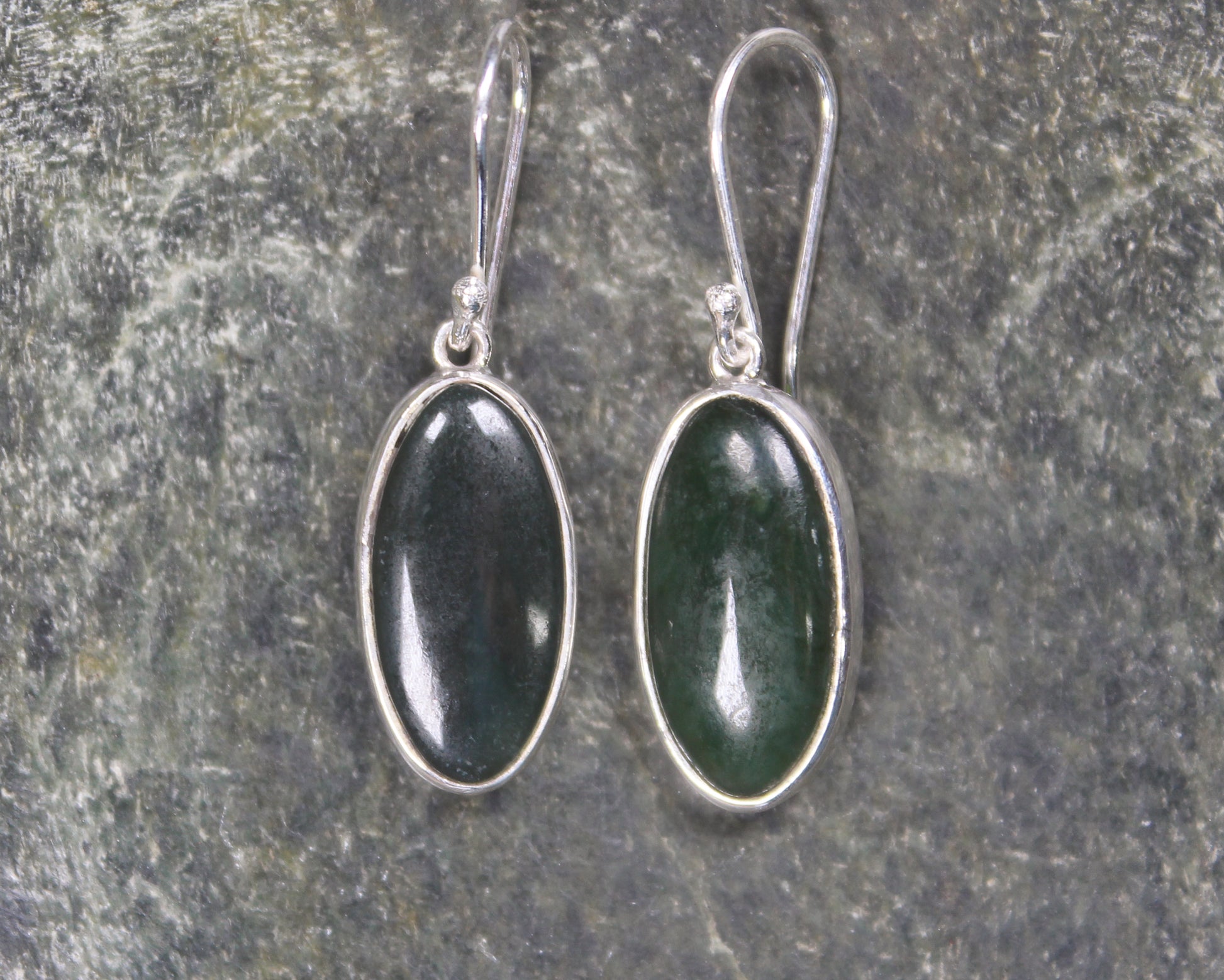 NZ Greenstone Small Drop Earrings (BM286) Kawakawa Pounamu – Greenstone ...