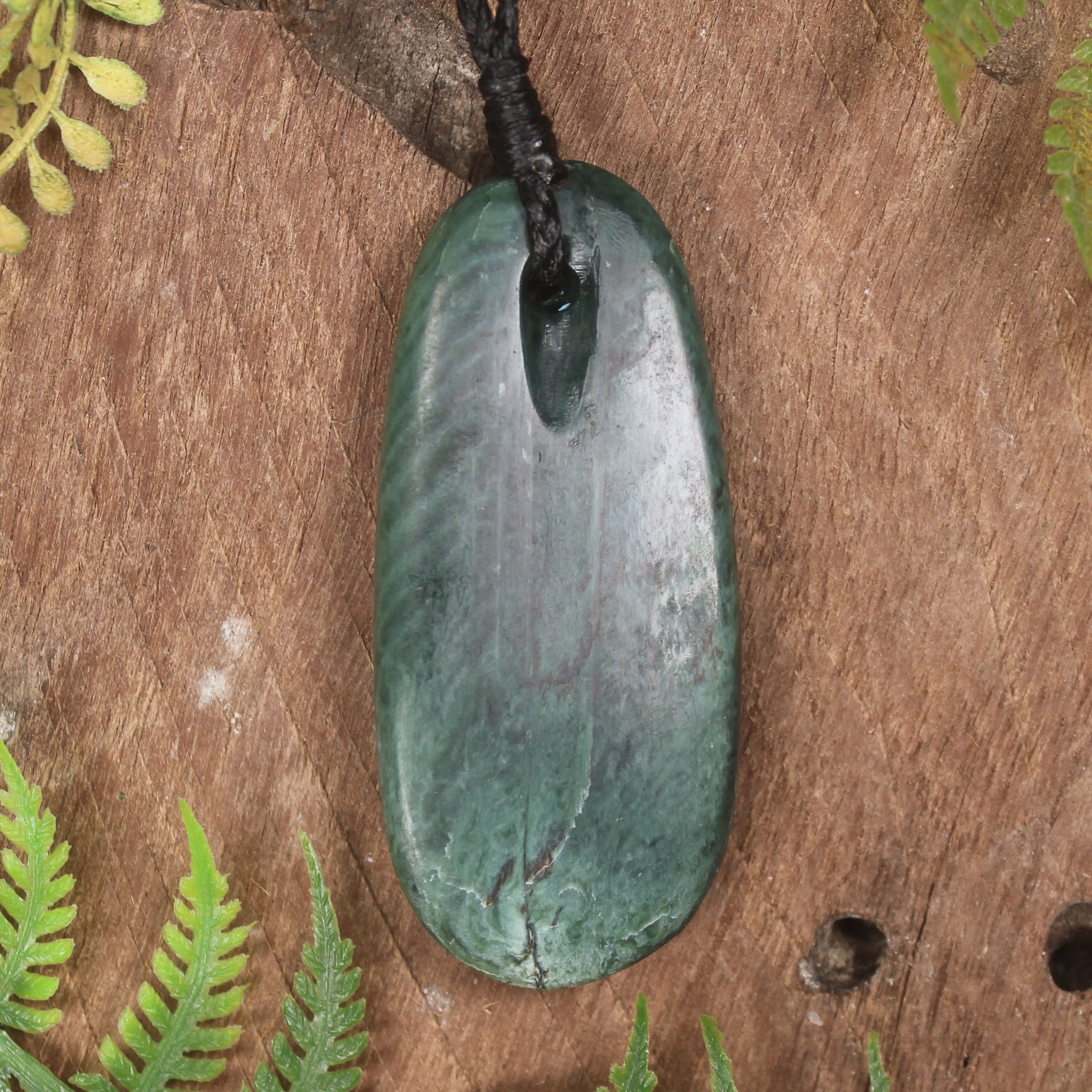 NZ Greenstone Medium Roimata Pendant (BW316) Kawakawa Pounamu ...