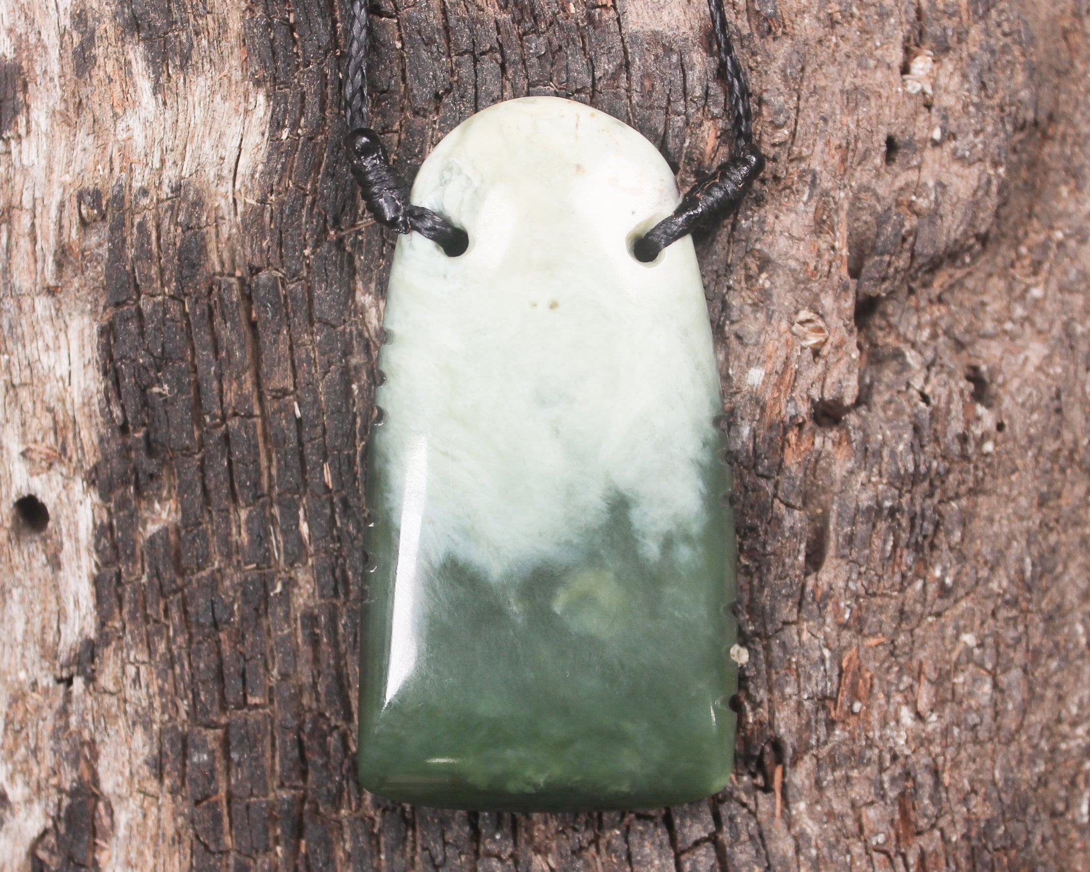NZ Greenstone Medium Toki Pendant (BH334) Inanga Pounamu – Greenstone Shop