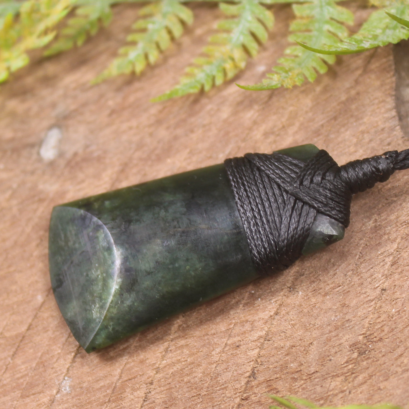 NZ Greenstone XSmall Toki Pendant (BT356) Kawakawa Pounamu – Greenstone ...