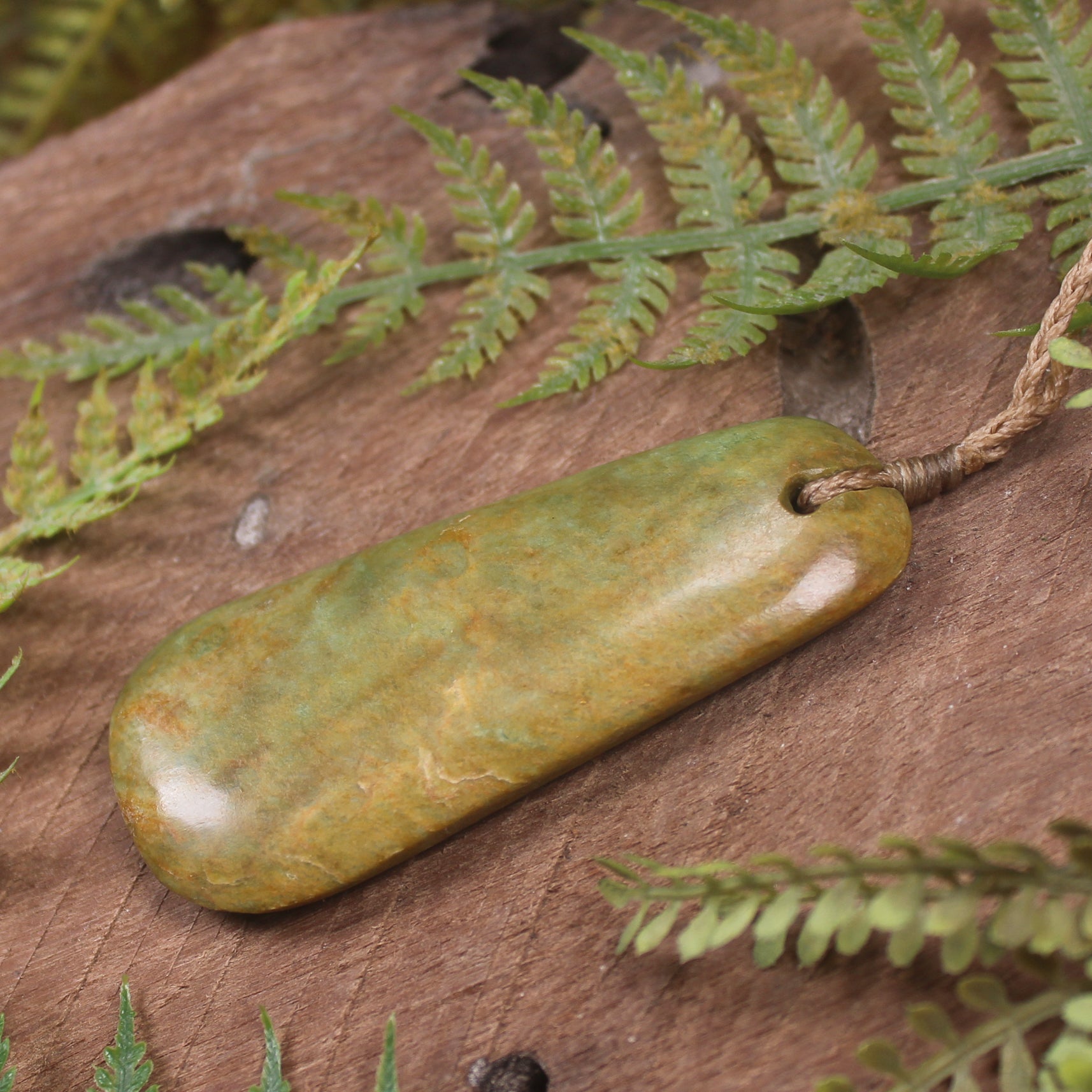 NZ Greenstone Medium Toki Pendant (BT425) Flower Jade Pounamu ...