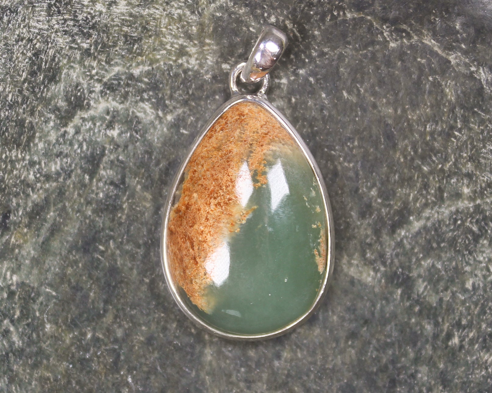 NZ Greenstone Medium Sterling Silver Pendant (BM575) Flower Jade Pouna ...