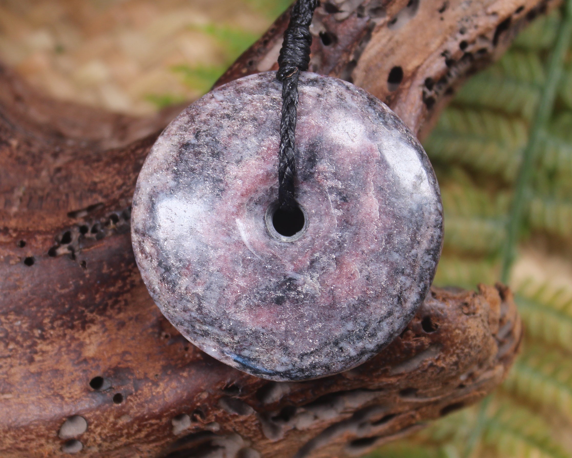Aroha Stone Medium Porowhita Pendant (BA626) – Greenstone Shop
