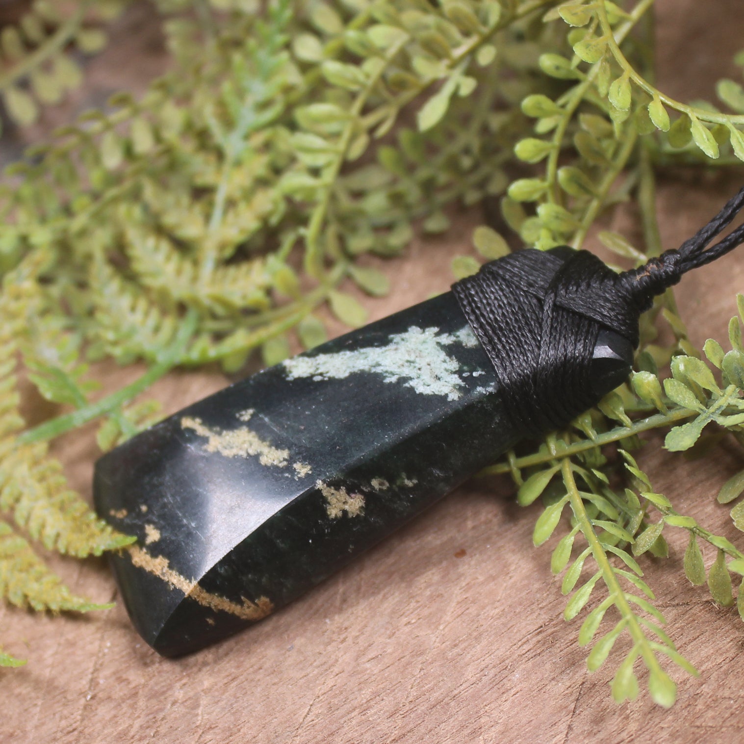 Pounamu Pendants NZ – Greenstone Shop