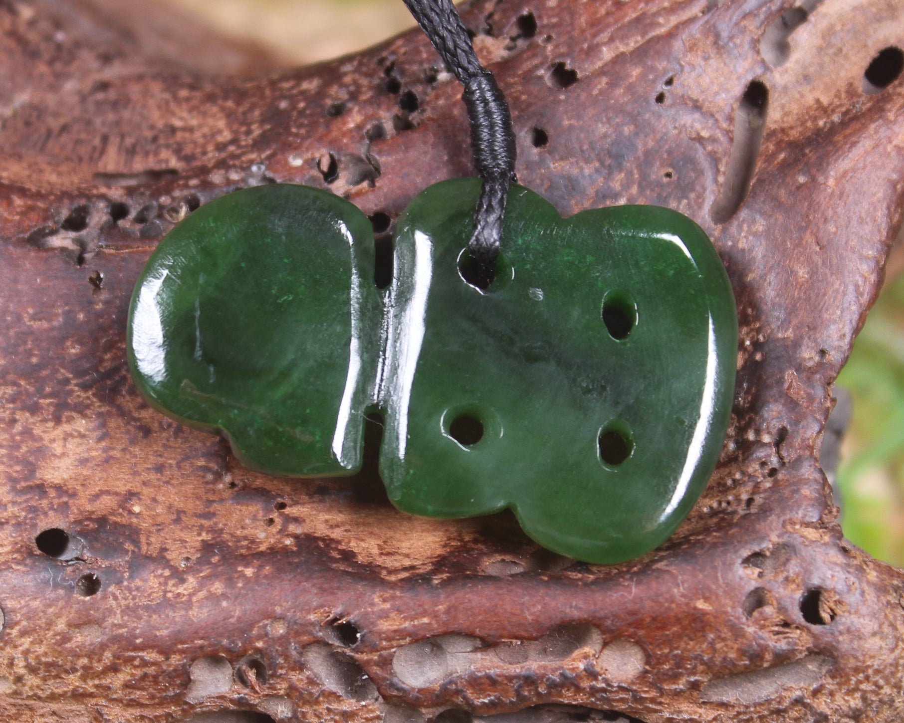 NZ Greenstone Small Hei Tiki Pendant (BE801) Kawakawa Pounamu ...