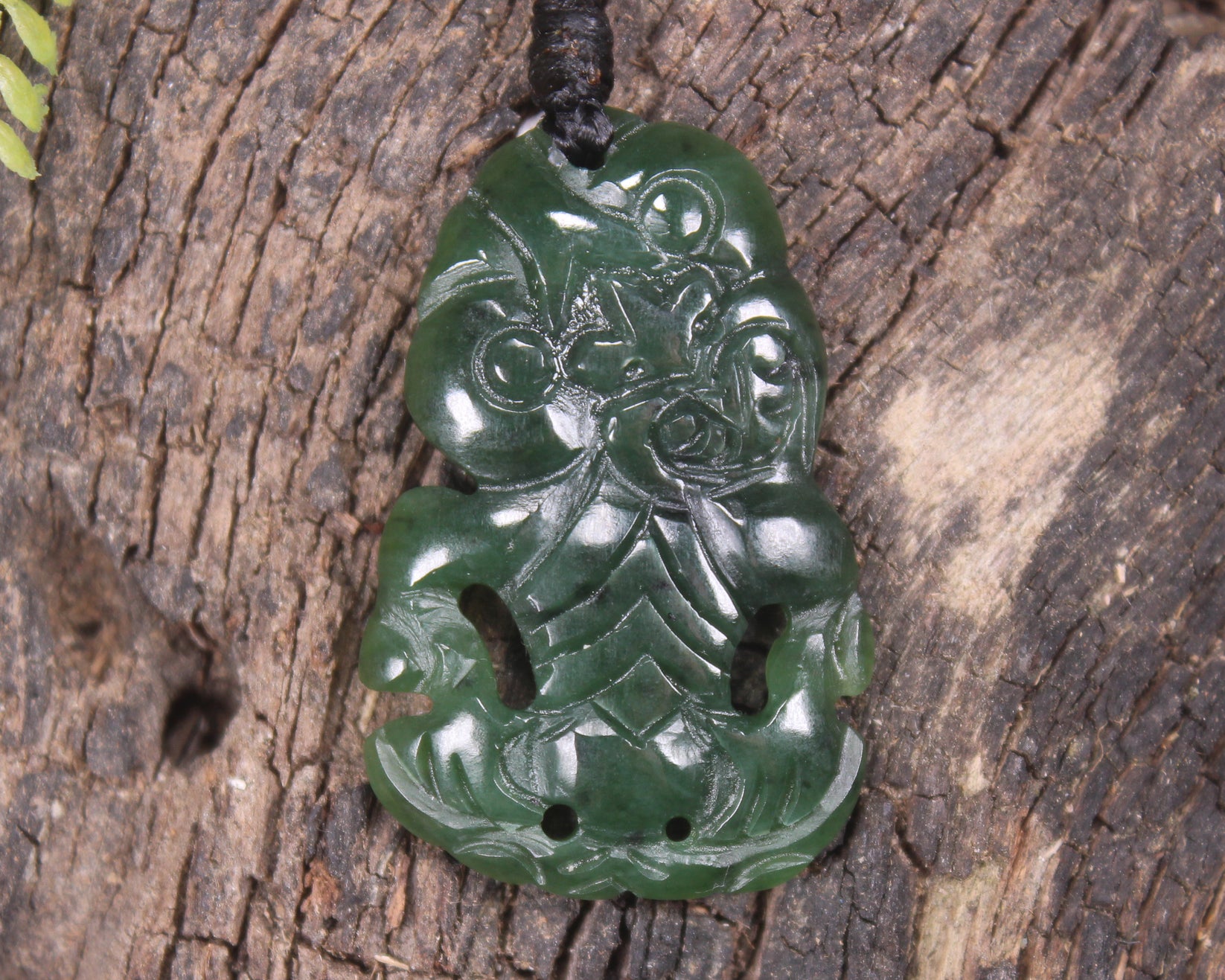 NZ Greenstone Small Hei Tiki Pendant (BK878) Kawakawa Pounamu ...