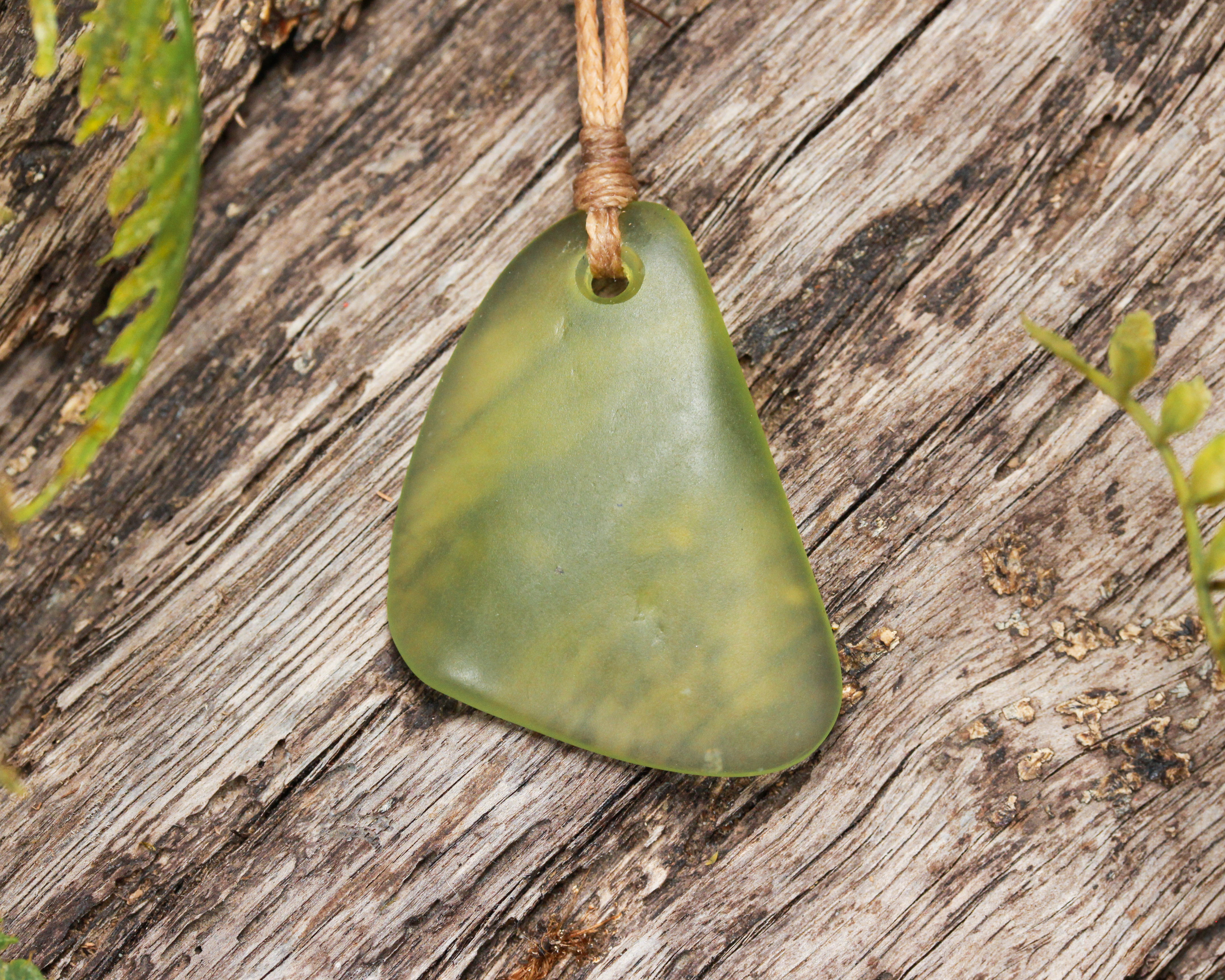 NZ Greenstone Small Freeform Pendant (BE679) Tangiwai Pounamu ...