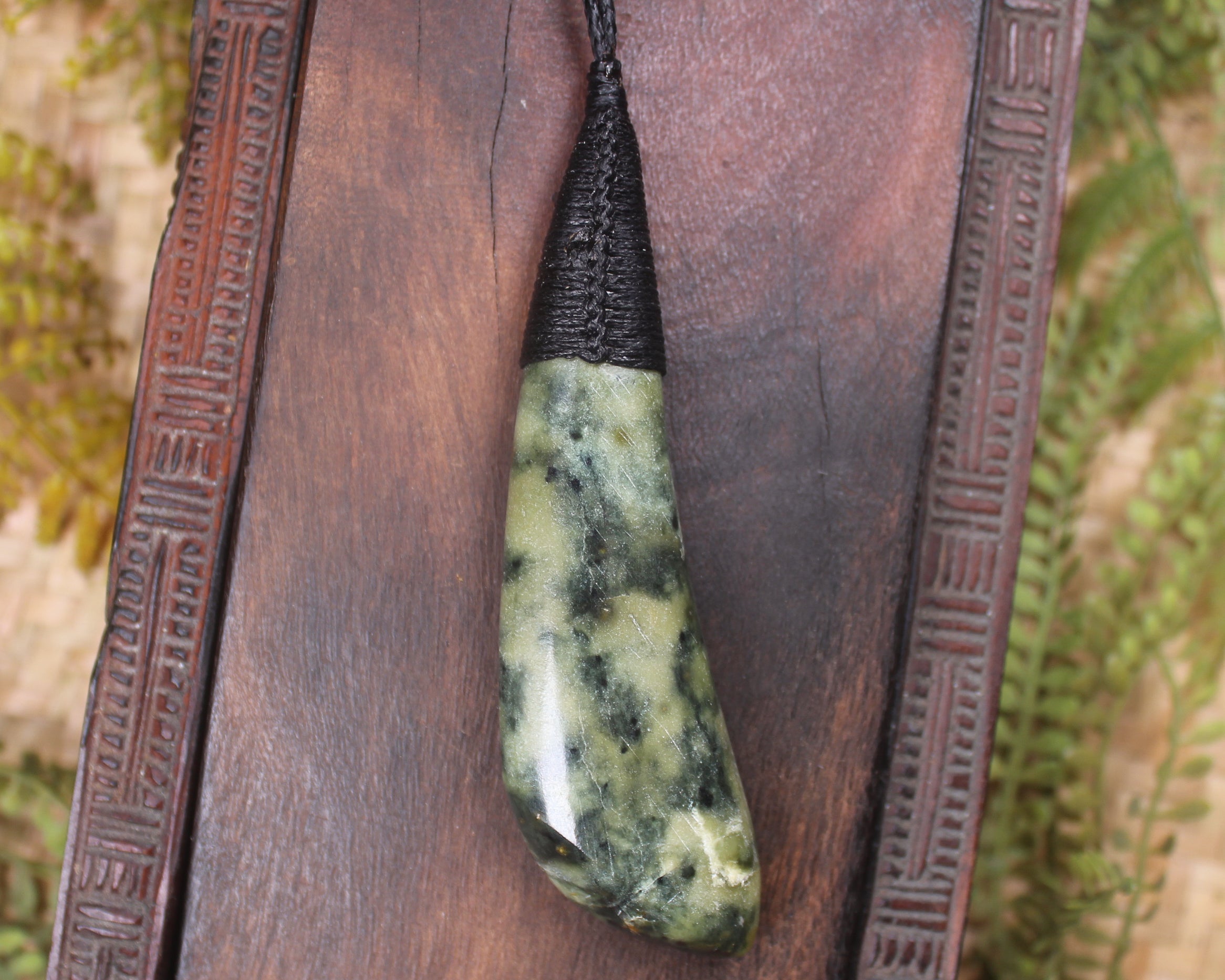NZ Greenstone Large Roimata Pendant (BN021) Rimu Pounamu – Greenstone Shop