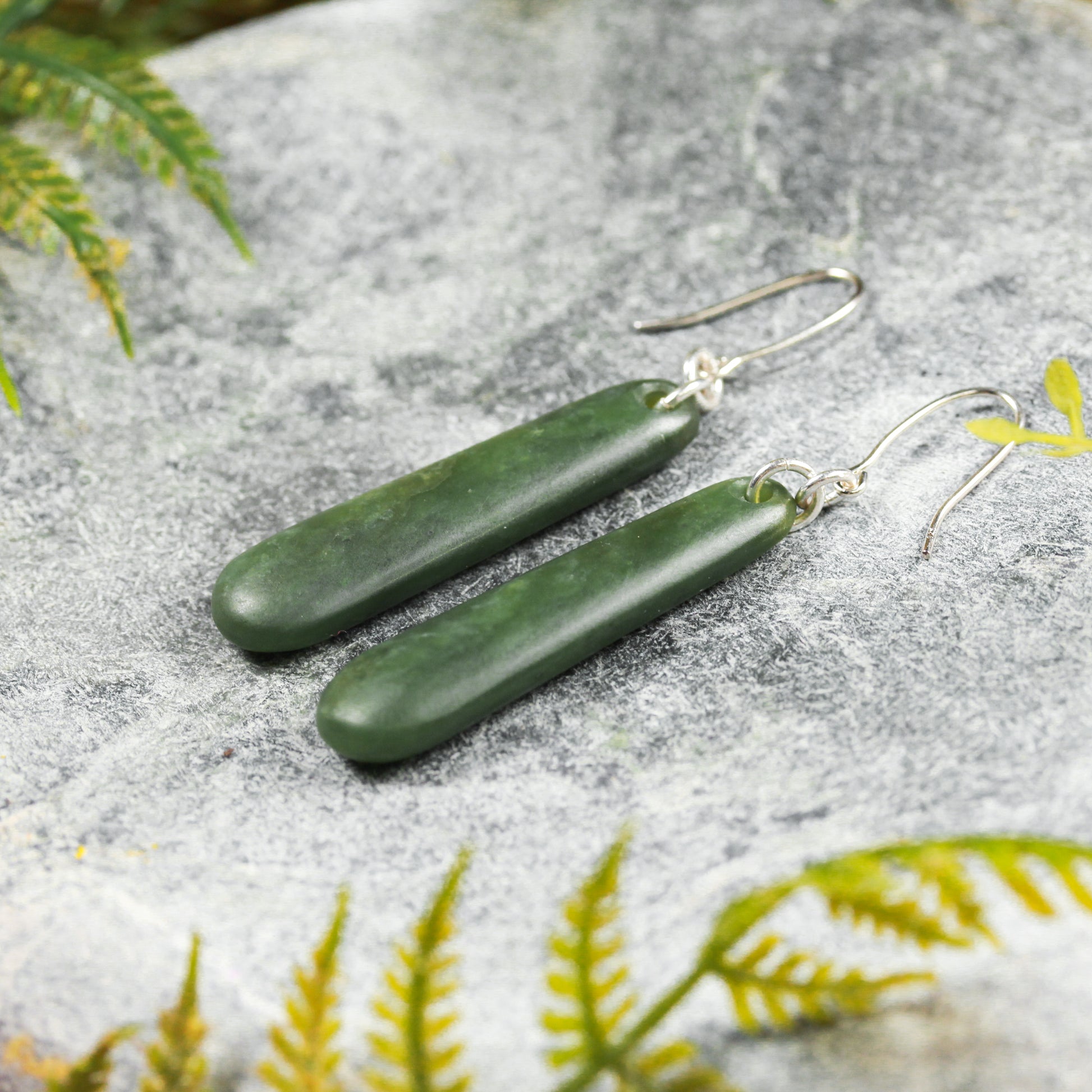 NZ Greenstone Small Roimata Earrings (BH191) Kawakawa Pounamu ...