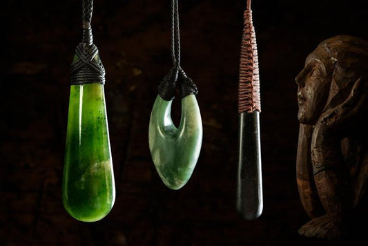 NZ Greenstone Medium Roimata Pendant (BW961) Flower Jade Pounamu ...
